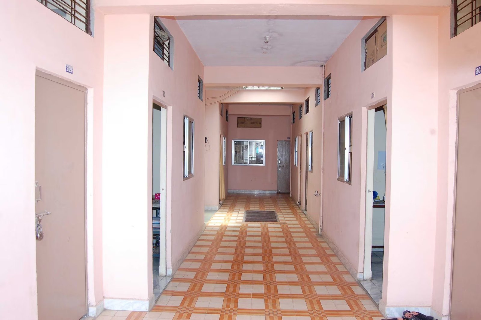 Nidhi Girls Hostel